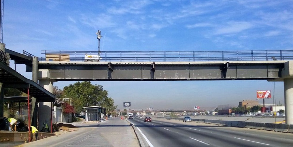 MORE PEDESTRIAN BRIDGES IN TIJUANA ARE REQUESTED TO CONSOLIDATE ...
