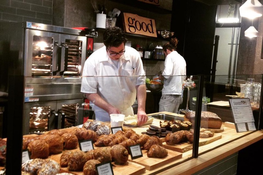 La Importancia de Comprar Localmente – Beyond Borders Gazette